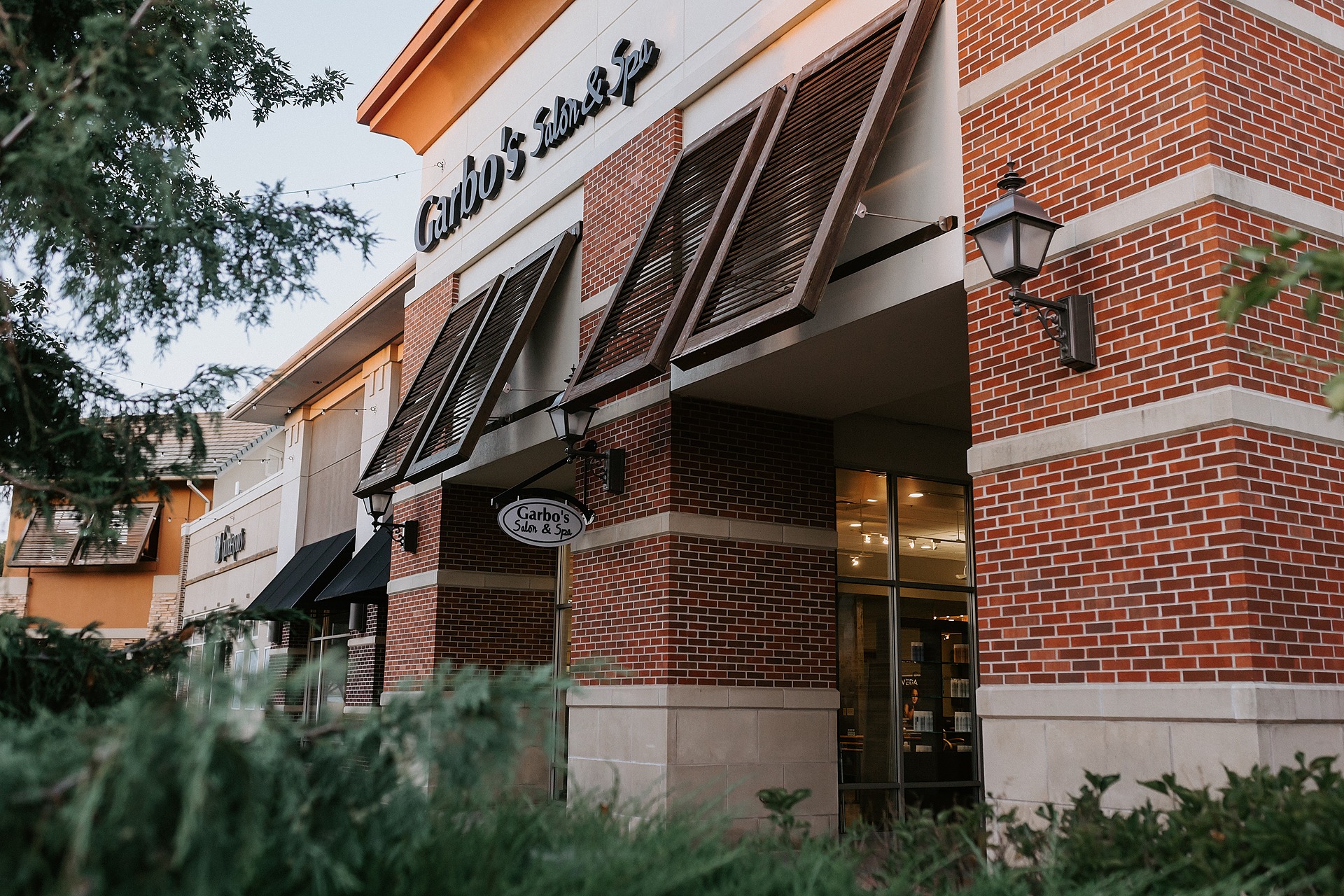 Village Pointe Shopping Mall in Omaha, NE | Official Site | Omaha Mall