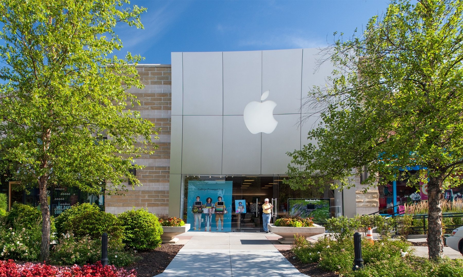 Village Pointe - RED Development